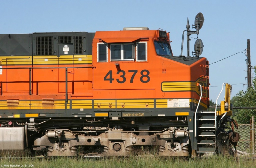 BNSF C44-9W 4378
